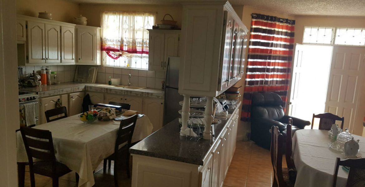 4 Bedroom Home & 2 Apt. Residential Building For Sale In Jimmit ...